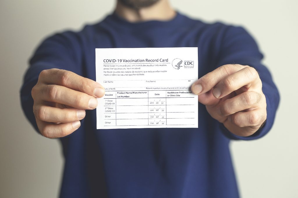 Vaccination Record Card. Vaccination Form During The Coronavirus ...